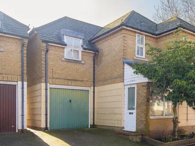 20 Balmoral Avenue, London, N11 3QA, United Kingdom | 4 bed house for rent #168140157 | Rentberry