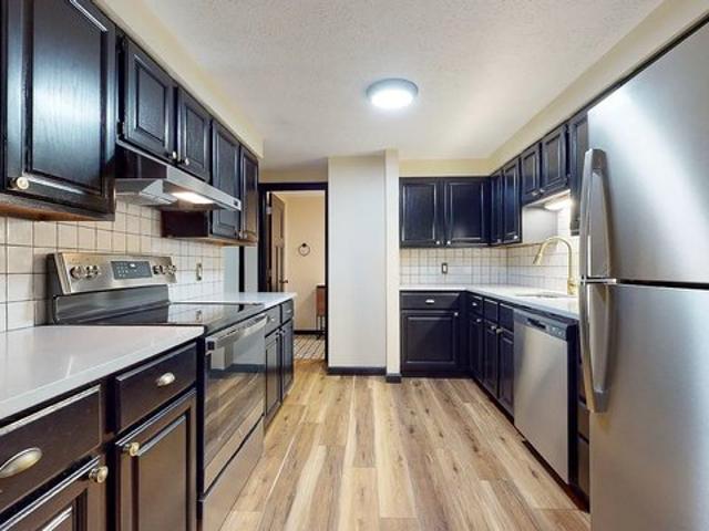 20 Beacon Ave, Biddeford, ME 04005