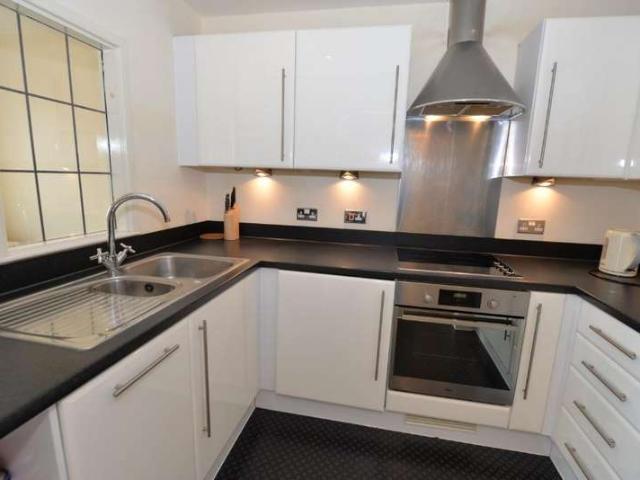 20 Bedroom Flat