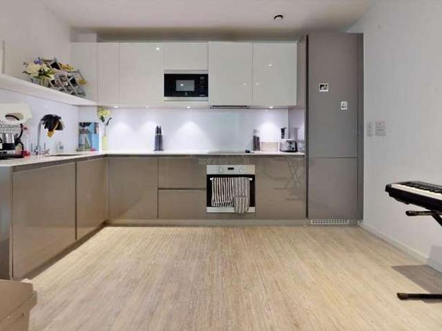 20 Bedroom House