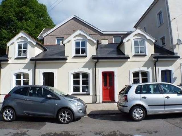 20 Bedroom House
