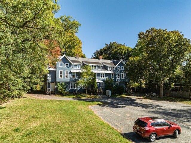 20 bedroom, Pittsfield MA 01201 104716250
