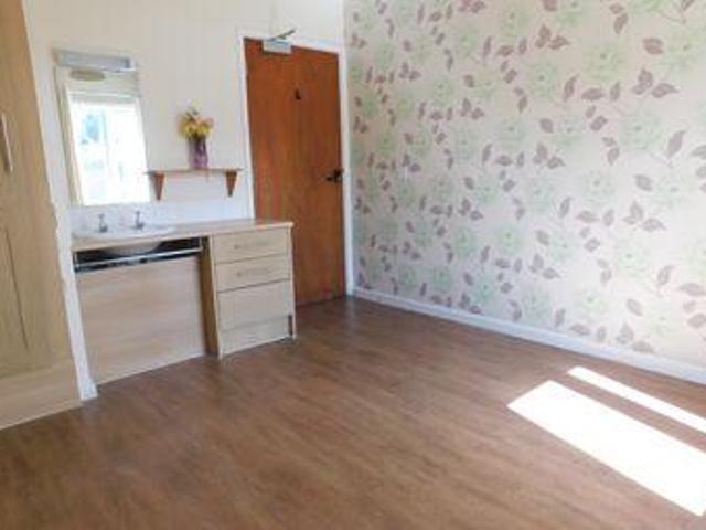 20 Bedrooms Detached house for rent in Station Rd, Yate BS37
