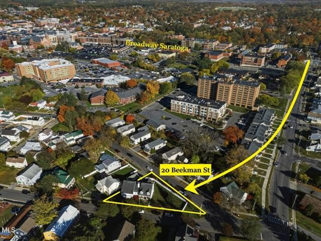 20 Beekman St, Saratoga Springs, NY 12866