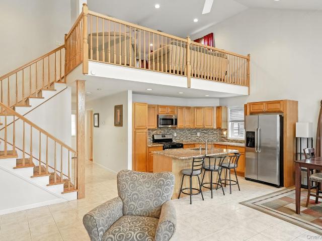20 Bernadette Way