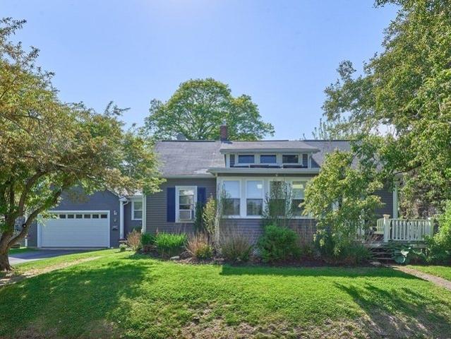 20 Brandes St, Webster, MA 01570