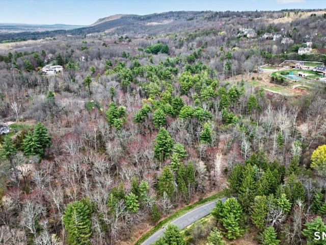 20 Breezy Knoll, Avon, CT 06001 | MLS #24167