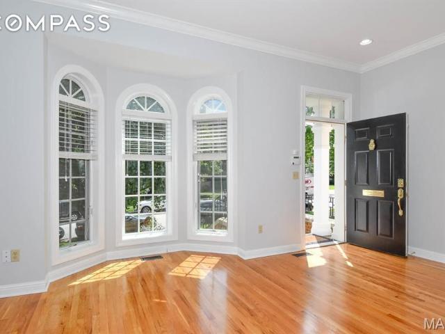 20 Brighton Way, St. Louis, MO