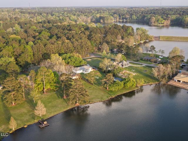 20 Buccaneer Drive