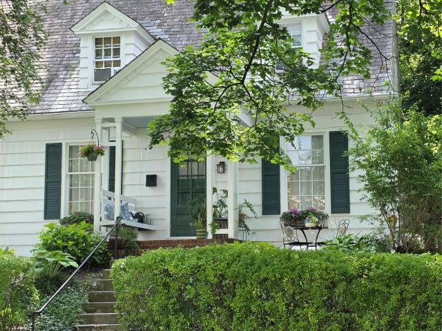 20 Bush Avenue