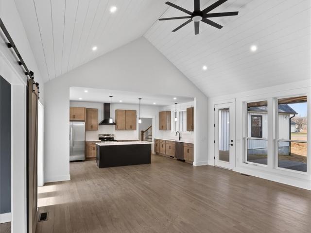 20 Busic Ridge