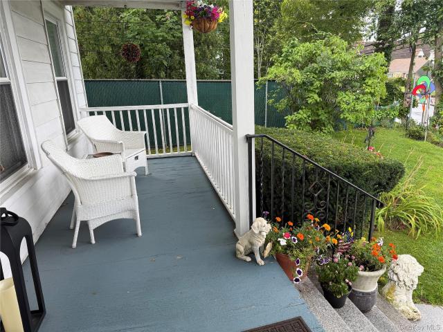 20 Campwoods Road 2R