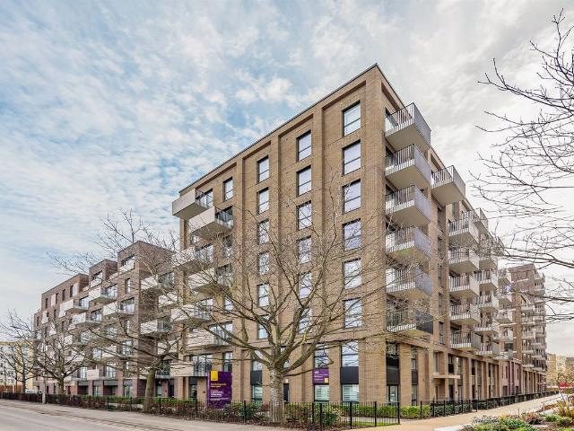 20 Carraway Street, Reading RG1, 2 bed flat to rent, £2,100 pcm | PrimeLocation