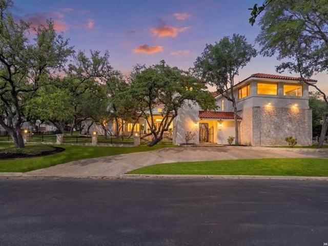 20 Carriage Hls, San Antonio, TX 78257