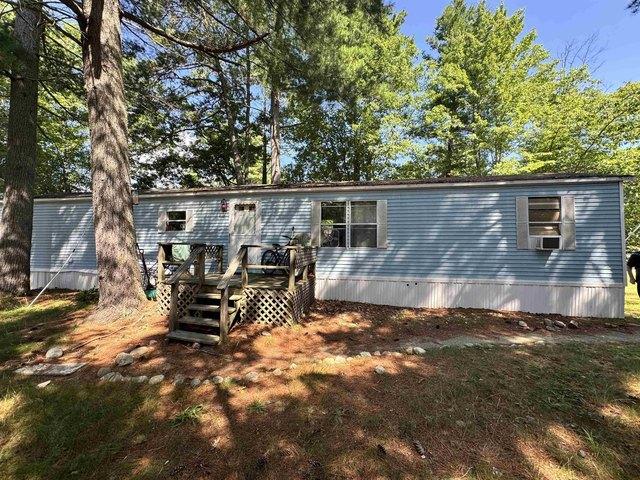 20 Castle Dr, Conway, NH 03818