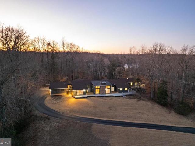 20 Cessna Lane