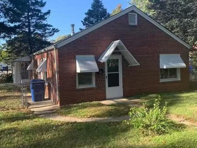 20 Charlotte Dr