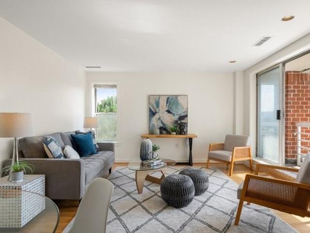 20 Chestnut St Apt 406, Cambridge, MA 02139