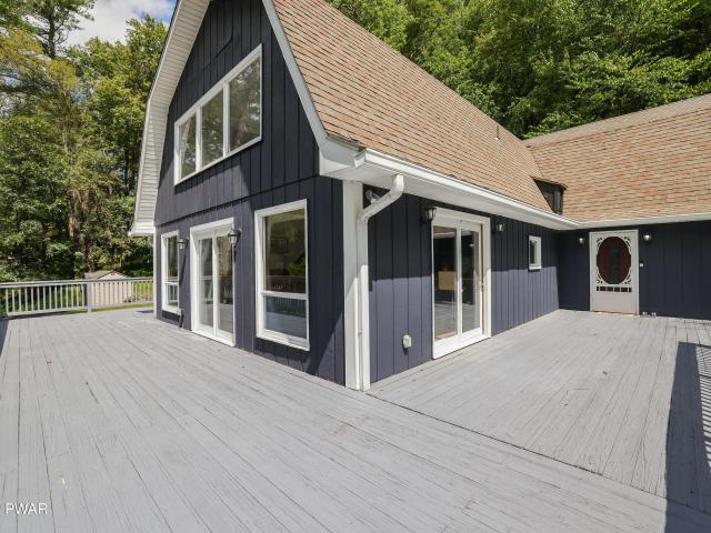 20 Chuck Foster Drive