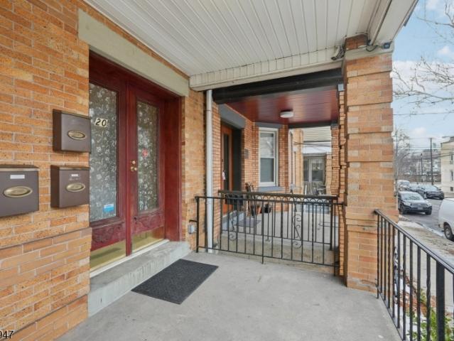 20 Concord St