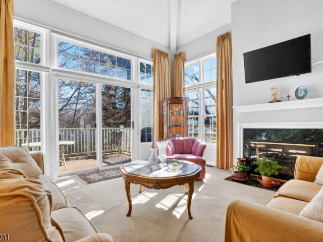 20 Conklin Ct, Roseland, NJ 07068 | MLS #4015 | Compass