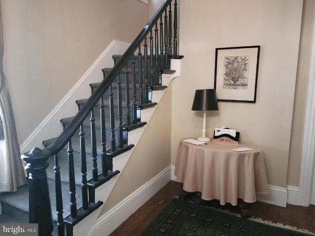 20 College Avenue # 2