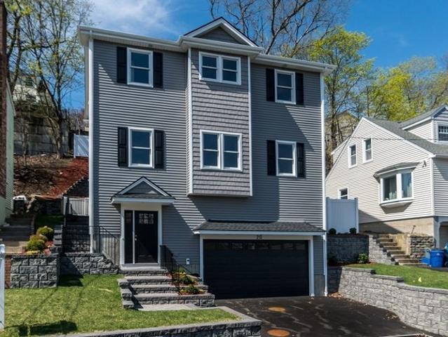 20 College Farm Rd, Waltham, MA 02451