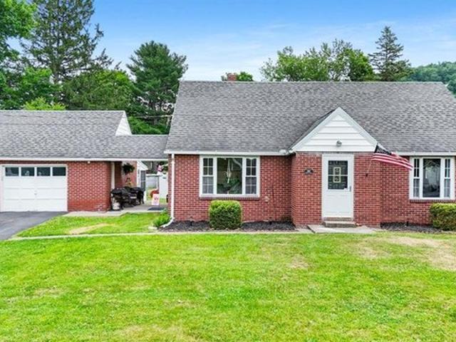 20 Colpitts Dr, Kirkwood, NY 13795