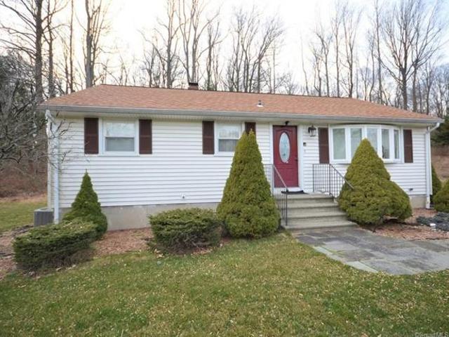 20 Country Ridge Dr, Shelton, CT 06484