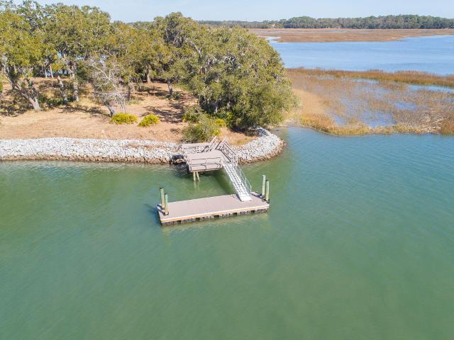20 Claires Point Road