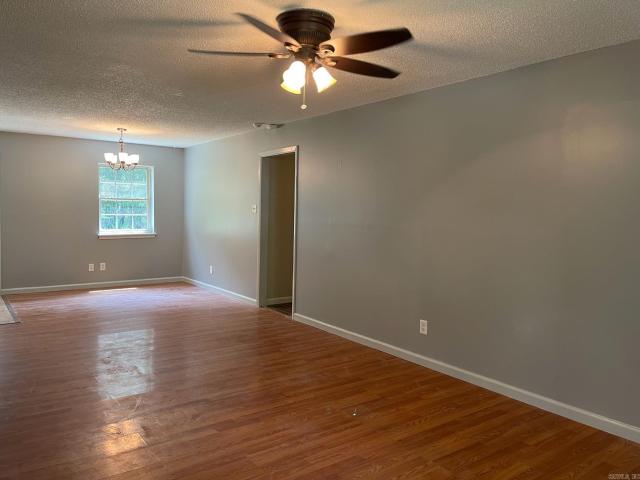 20 Creekdale Drive