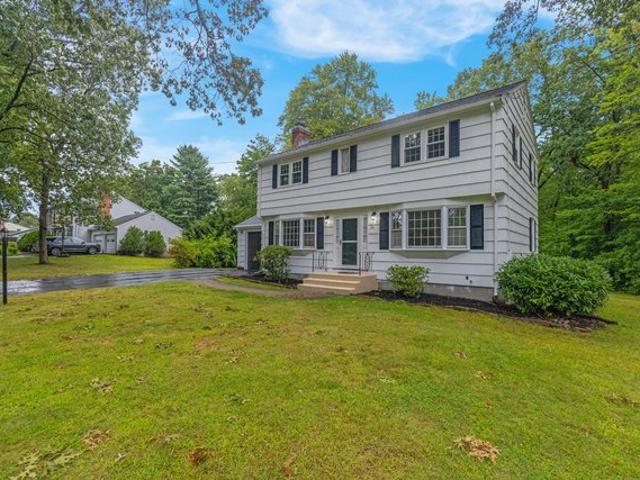 20 Crest Dr, Vernon, CT 06066