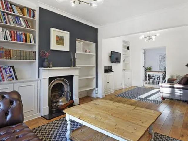 20 Crestway, London, SW15 5BY, United Kingdom | 4 bed house for rent #138931342 | Rentberry