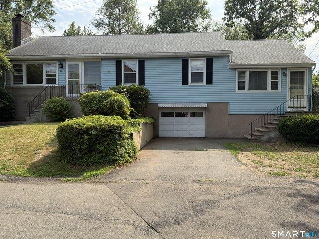 20 Crisci Pl, East Haven, CT 06512