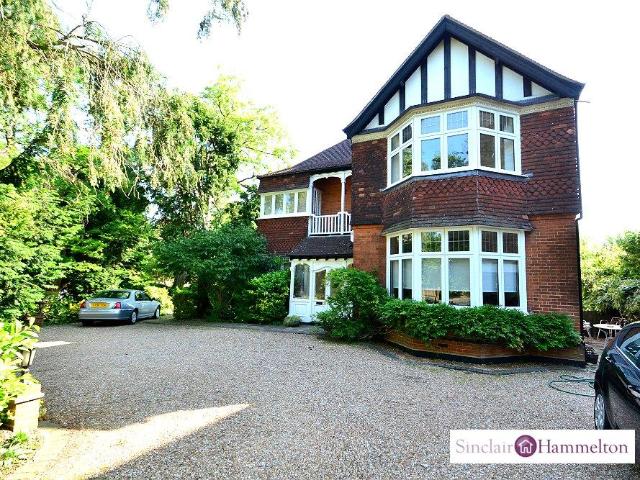20 Cumberland Road, Bromley, BR2 2 bed apartment to rent £1,700 pcm £392 pw