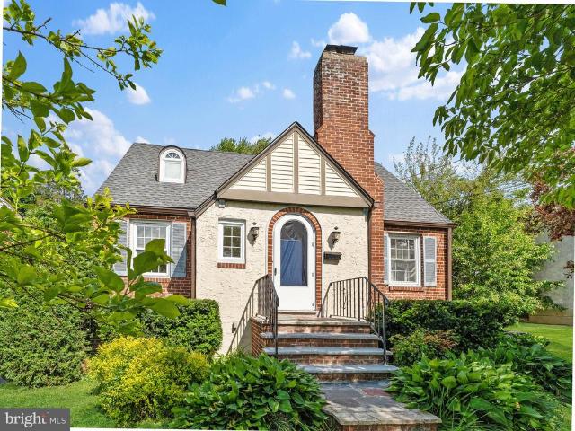 20 Davis Avenue