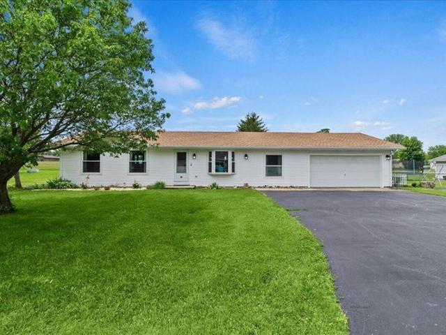 20 Dooley Dr, North Lewisburg, OH 43060