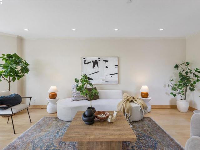 20 Dorado Ter Penthouse