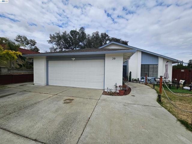 20 Dunes Way