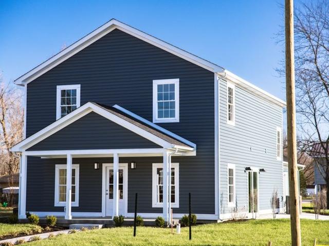 20 E Main St, Markleville, IN 46056