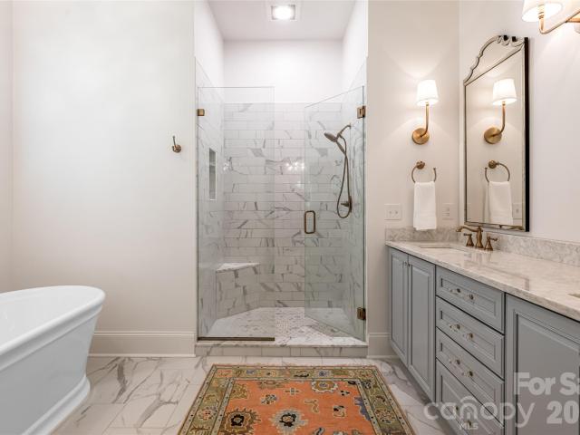 20 E Owl Creek Ln, Fairview, NC 28730 | MLS #4258