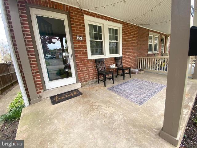 20 E Abington Avenue