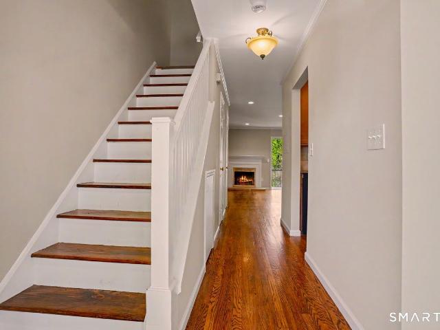 20 E Pembroke Rd, Unit 28, Danbury, CT 06811 | MLS #24170 | Compass