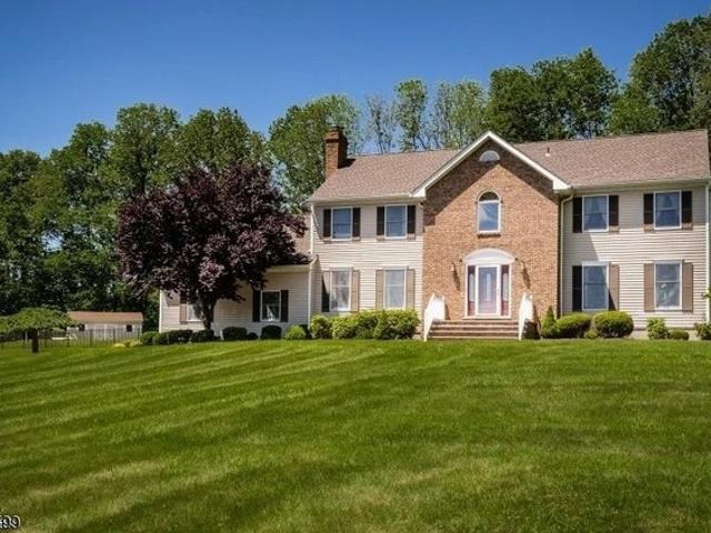 20 E Ridge Rd, Montgomery Twp, NJ 08558