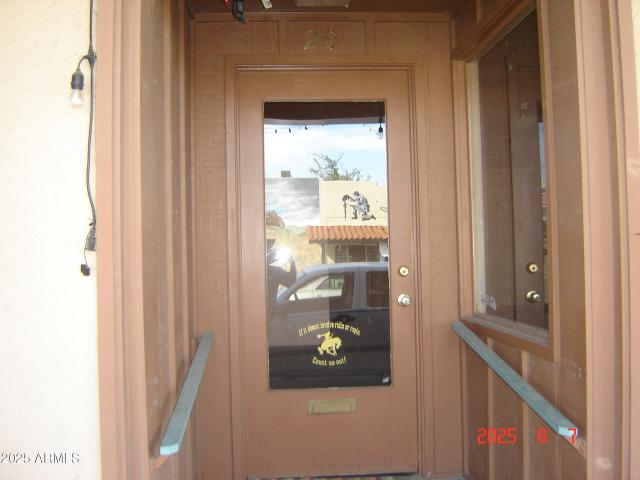 20 E Yavapai Street