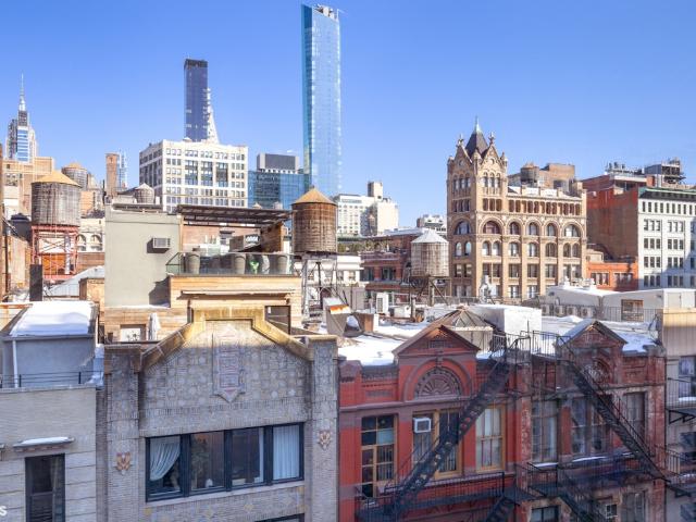 20 E 17TH Street 7