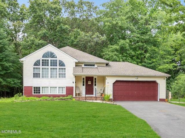 20 Elana Dr, Jackson, NJ 08527