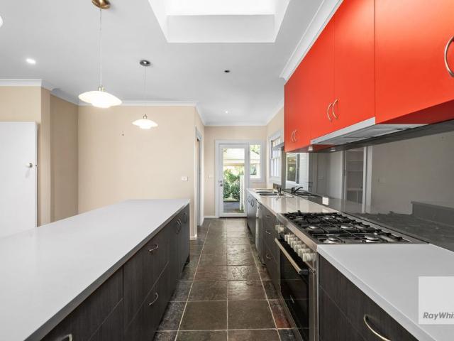20 Elwood Street
