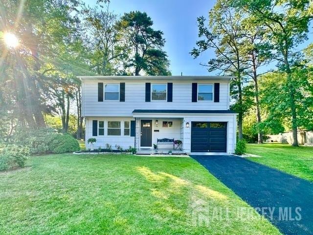 20 Evelyn Ter, Spotswood, NJ 08884