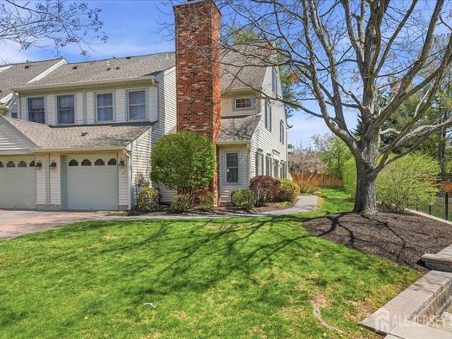 20 Fair Acres Ct, South Brunswick, NJ 08540
